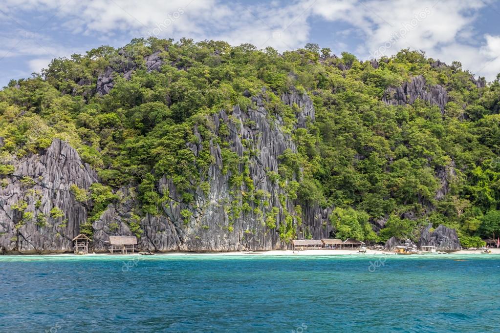 Beautiful beach in Palawan Island — Stock Photo © pocholocalapre@yahoo ...