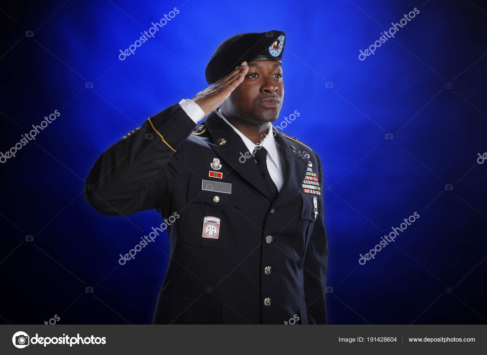 Airborne Military Veteran Salute — Stock Photo © Redav #191428604