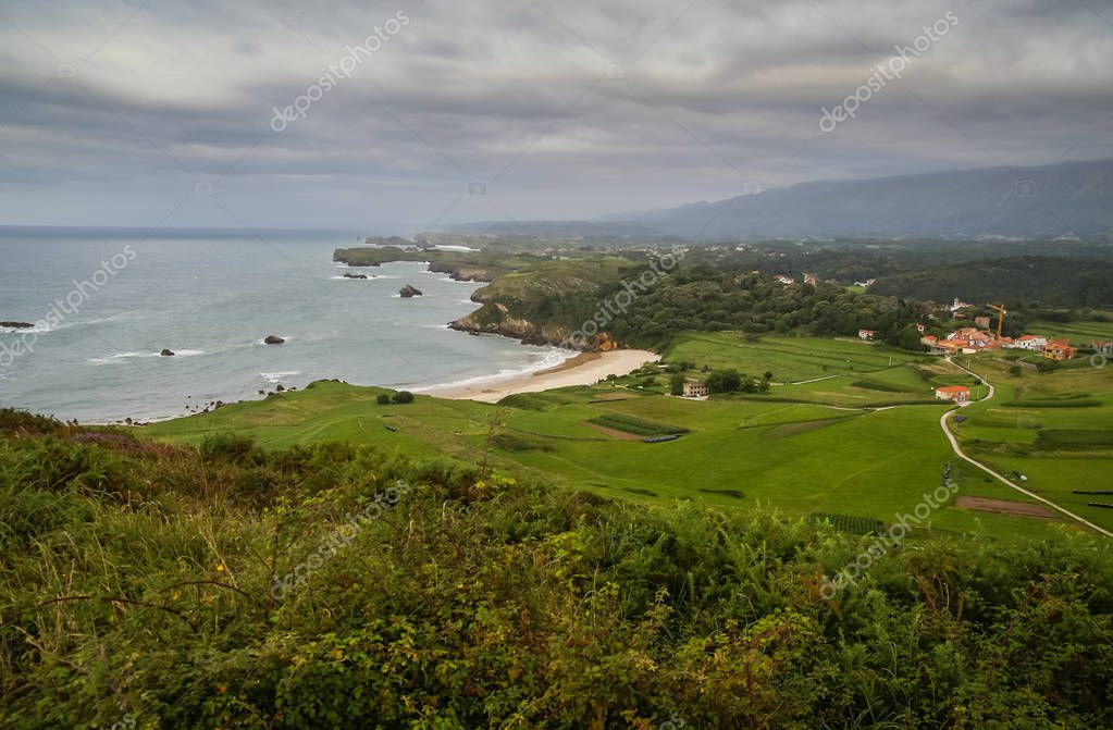 Toranda beach, Asturia, Spain — Stock Photo © sietevidas #130387618