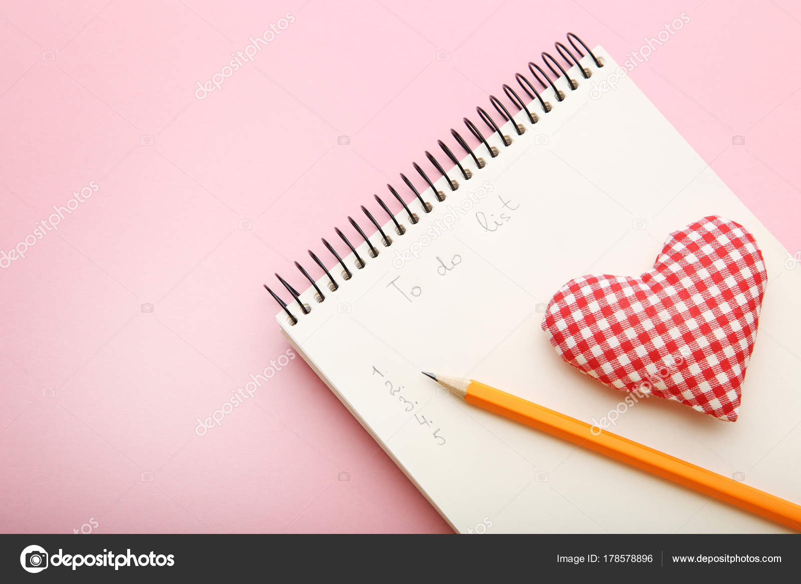 To do list in notepad — Stock Photo © 5seconds #178578896