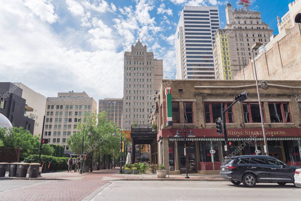 DALLAS, TX, US-MAY 3, 2019: Centro de Dallas con calles limpias y ...