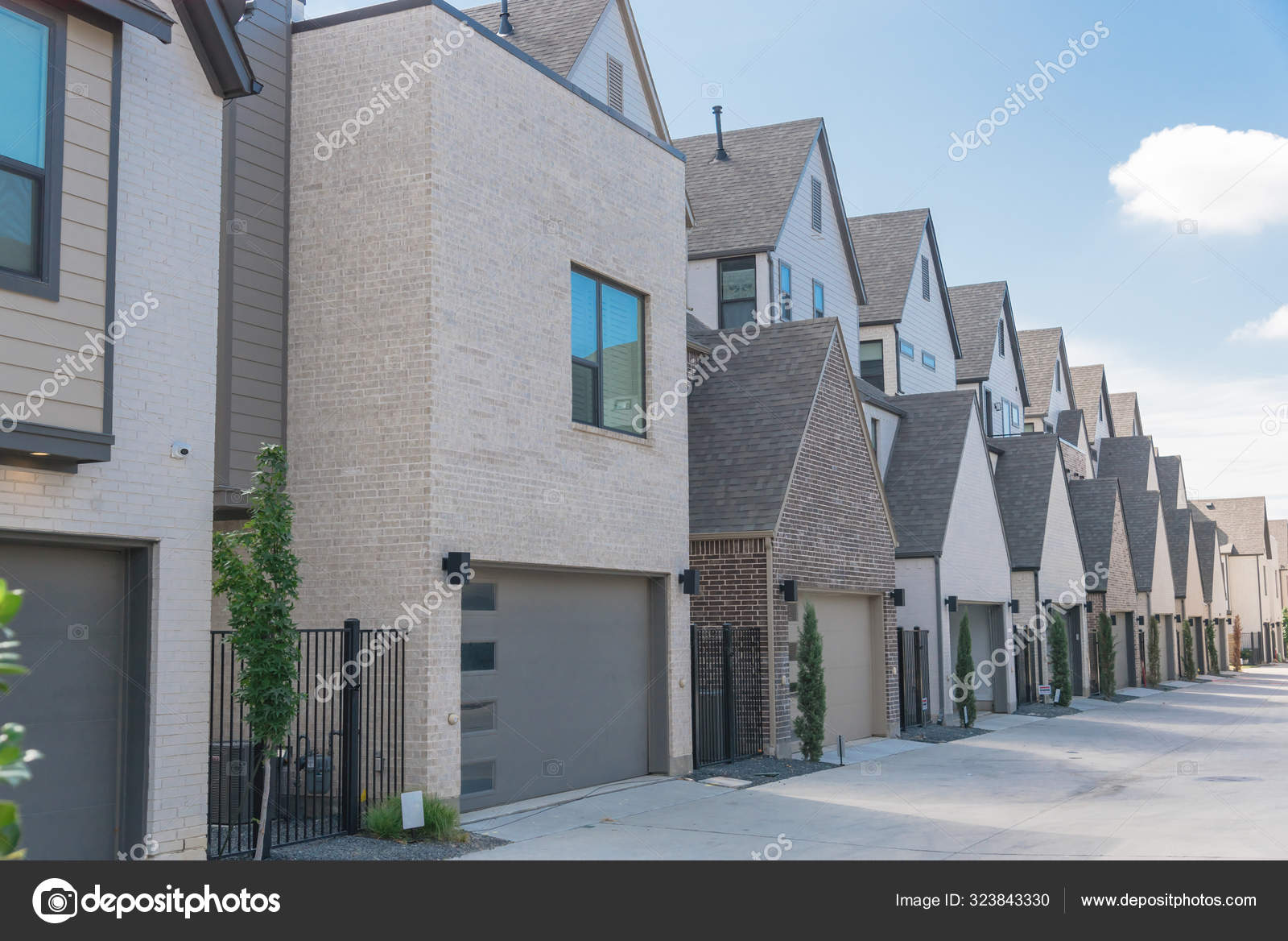 Row Garages Modern Three Story Houses North Dallas Texas Large — Stock ...