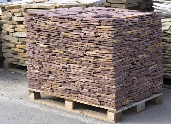 Wooden pallet stones Stock Photos, Royalty Free Wooden pallet stones ...