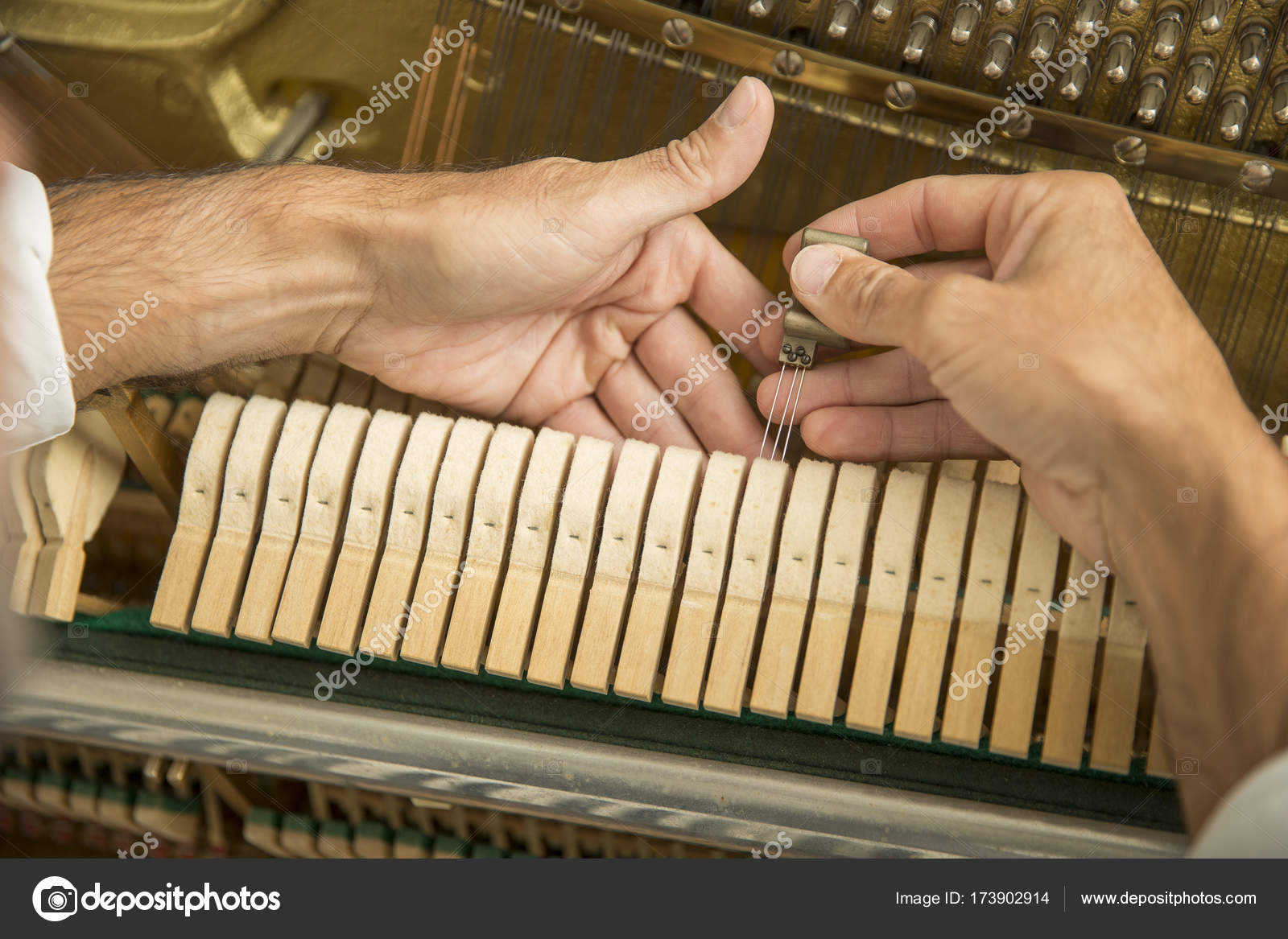 Technician tuning a upright piano using lever and tools — Stock Photo ...
