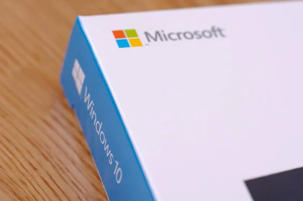 Windows 10 Stock Photos, Royalty Free Windows 10 Images | Depositphotos