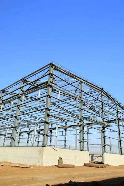 Steel frame building Stock Photos, Royalty Free Steel frame building ...