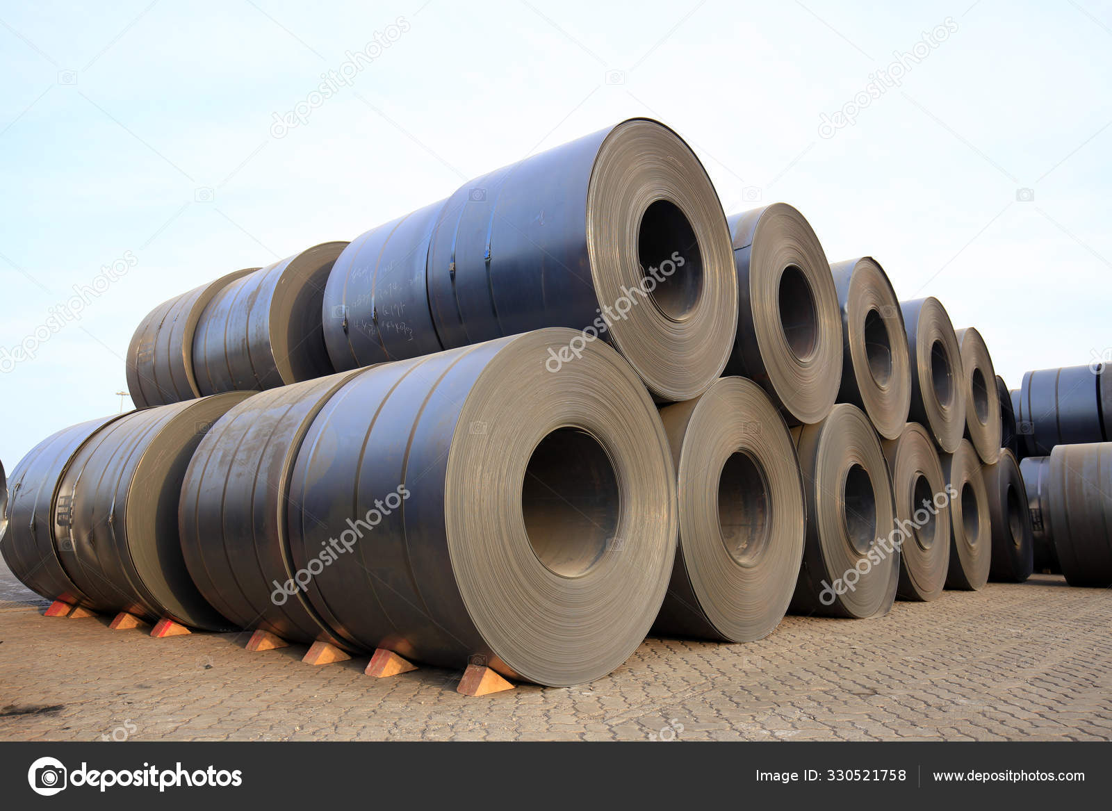 Roll steel — Stock Photo © zhengzaishuru #330521758