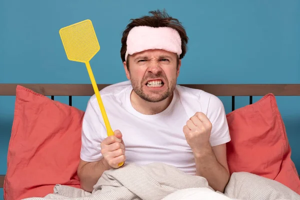 Fly swatter Stock Photos, Royalty Free Fly swatter Images | Depositphotos