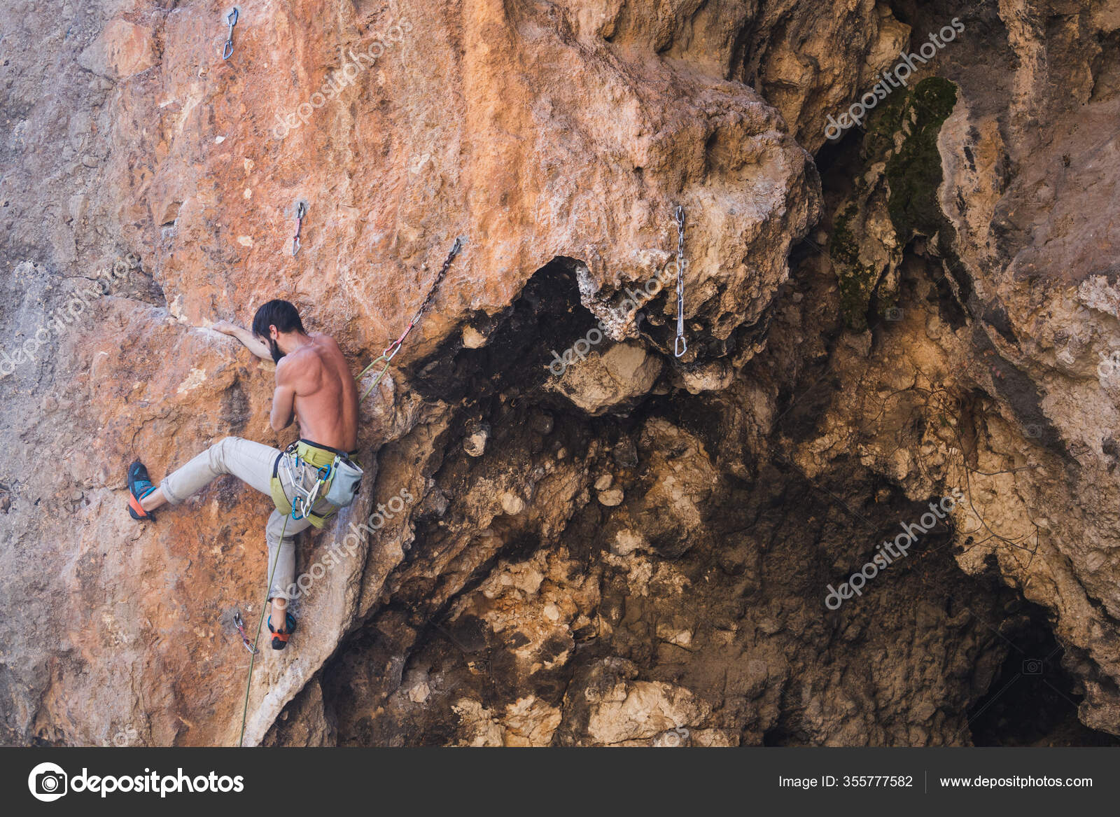 Strong Man Climbs Cliff Climber Overcomes Difficult Climbing Route ...