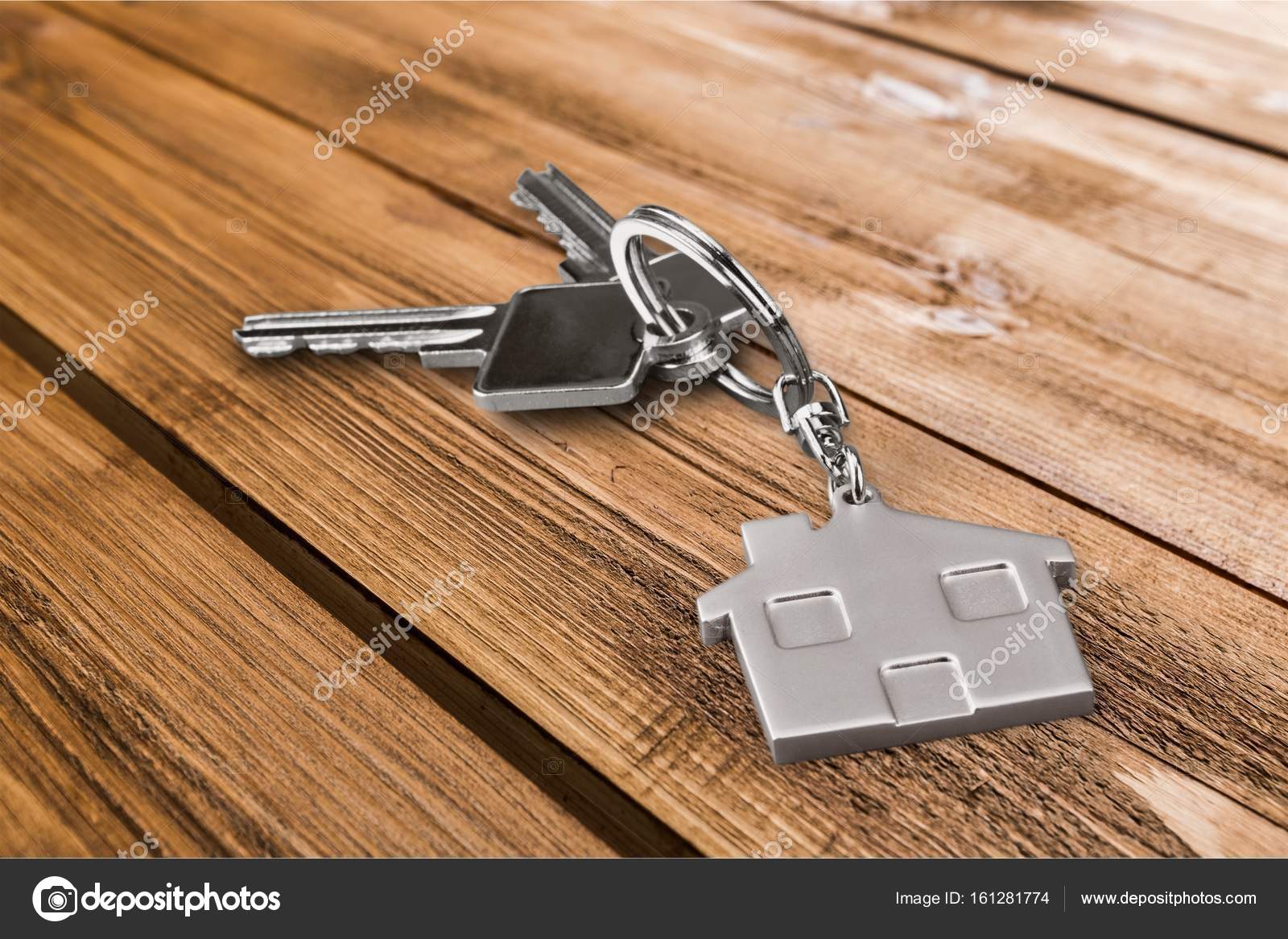House keys with house figure Stock Photo by ©billiondigital 161281774