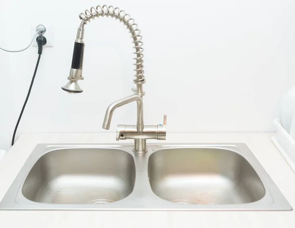 Restaruant kitchen sink Stock Photos, Royalty Free Restaruant kitchen ...