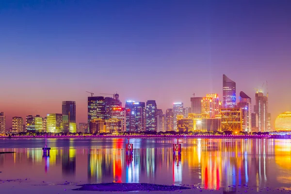 Doha qatar skyline Stock Photos, Royalty Free Doha qatar skyline Images | Depositphotos