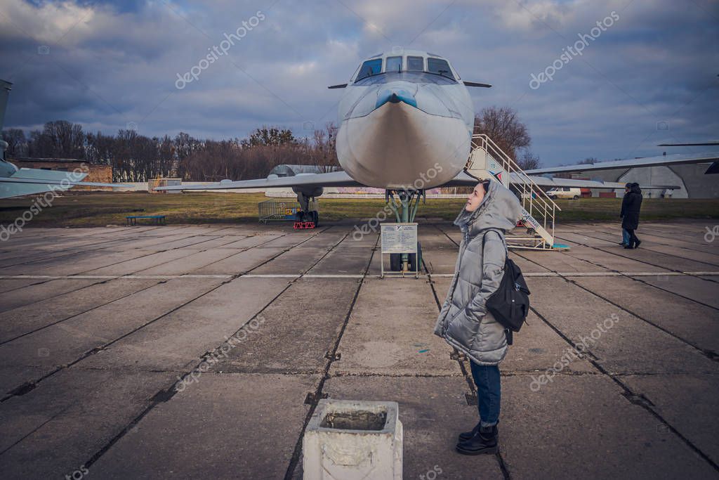 Museo de la aviaci n en Kiev est representado por una gran colecci n de aviones civiles ...