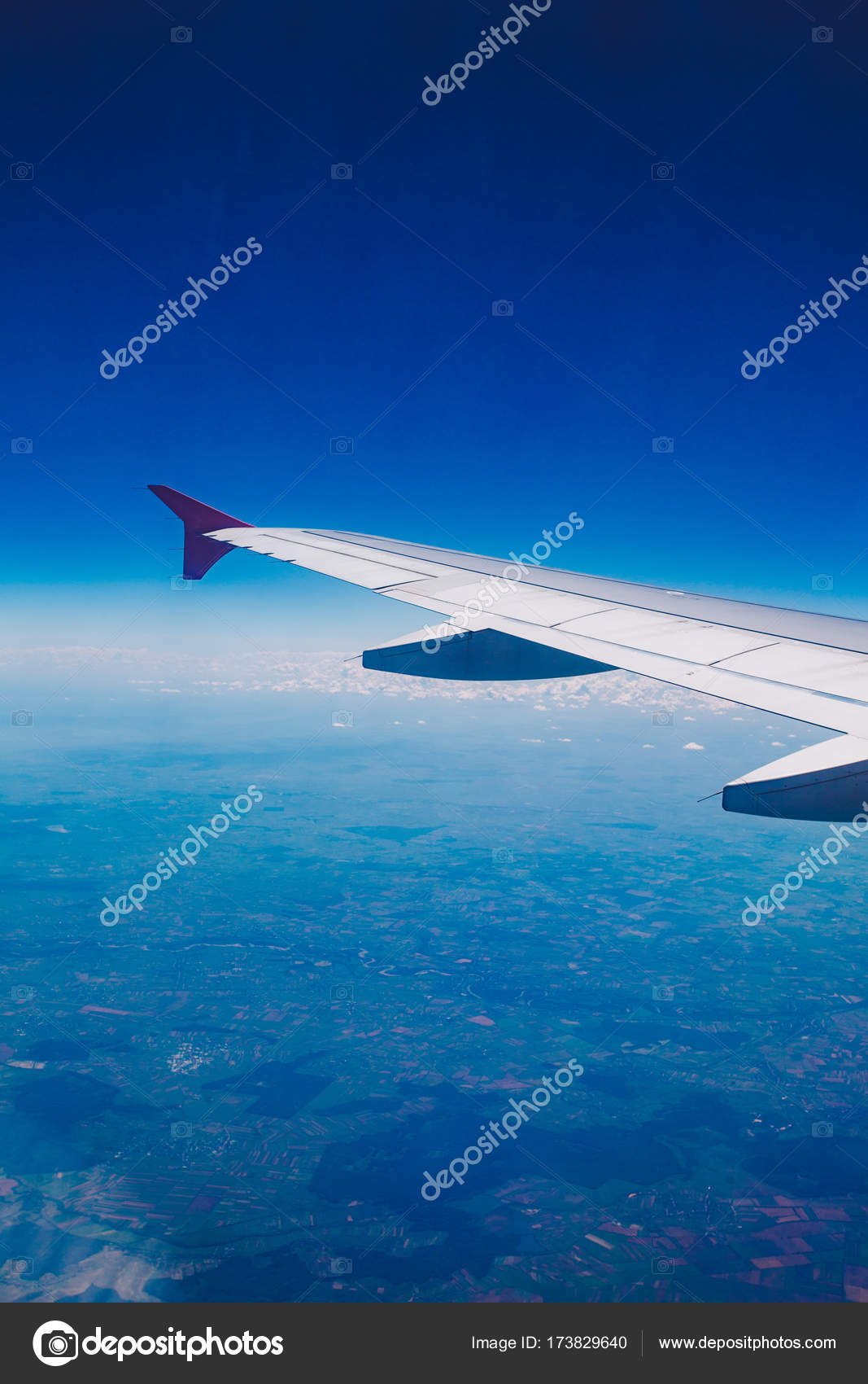 Looking through window aircraft during flight in wing blue sky — Free ...
