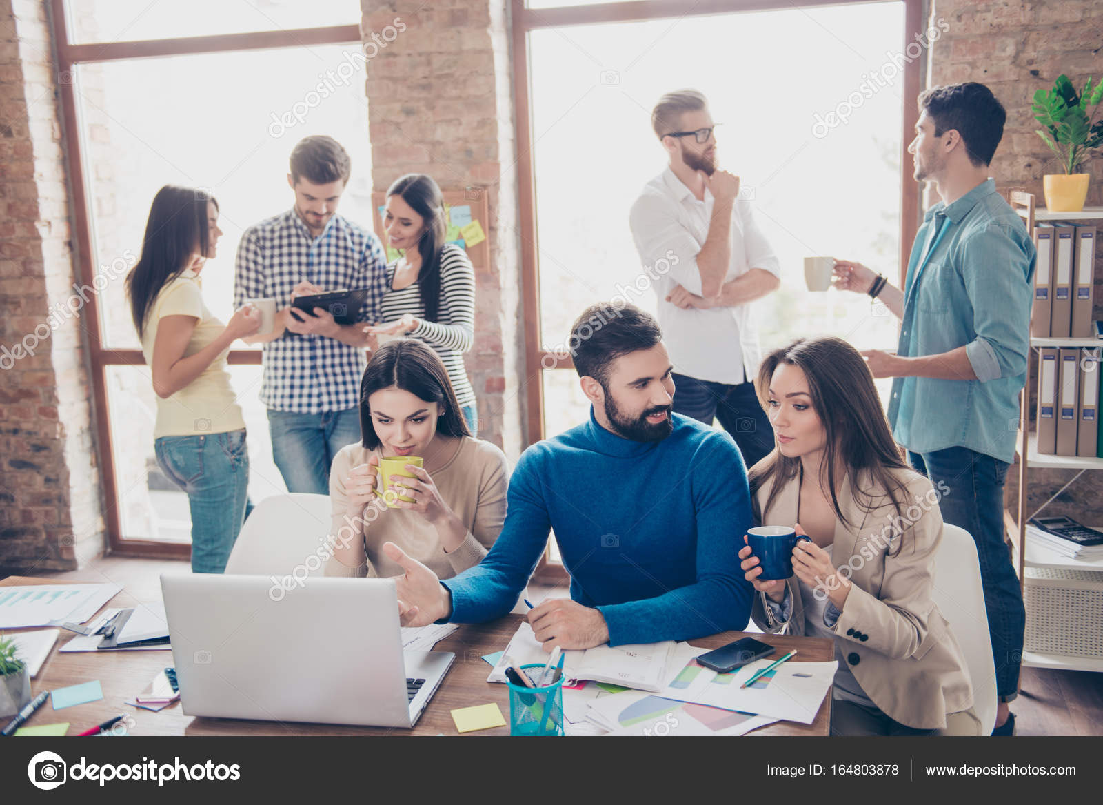 Great team work. Morning coffee break, relaxation in the office ...