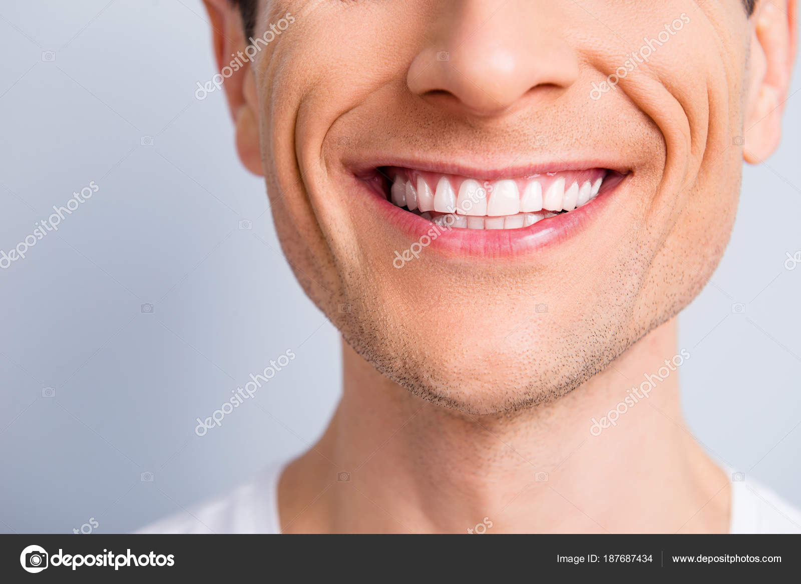 Close up cropped half face portrait of attractive, trendy, styli ...