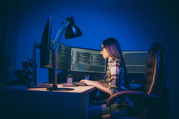 Girl coding Stock Photos, Royalty Free Girl coding Images | Depositphotos