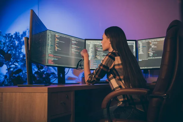 Woman programming Stock Photos, Royalty Free Woman programming Images ...