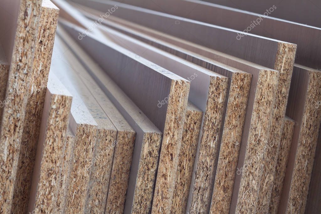 MDF, PARTICLE BOARD. Paneles de madera de diferentes espesores y ...
