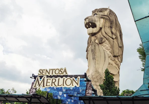 Merlion Statue on Sentosa Island, Singapore – Stock Editorial Photo ...