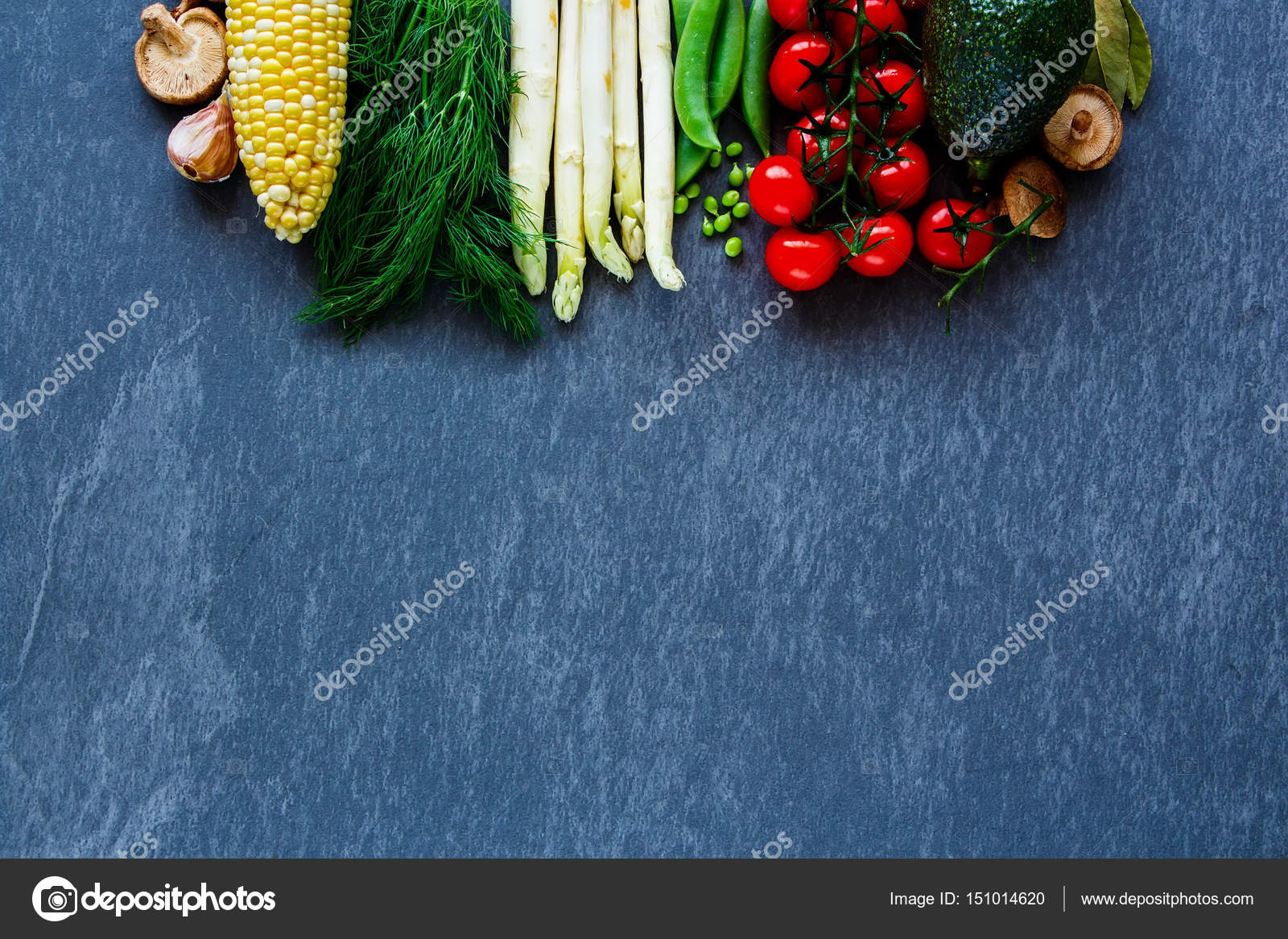 Organic food background Stock Photo by ©yuliyagontar 151014620