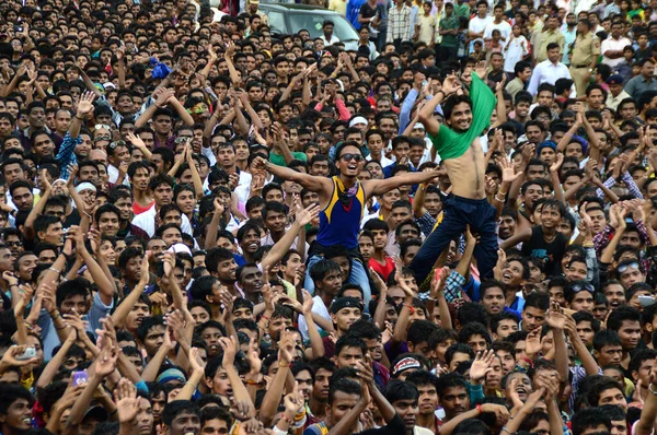 Indian crowd Stock Photos, Royalty Free Indian crowd Images | Depositphotos