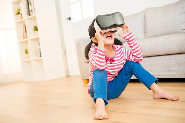 Vr kids Stock Photos, Royalty Free Vr kids Images | Depositphotos