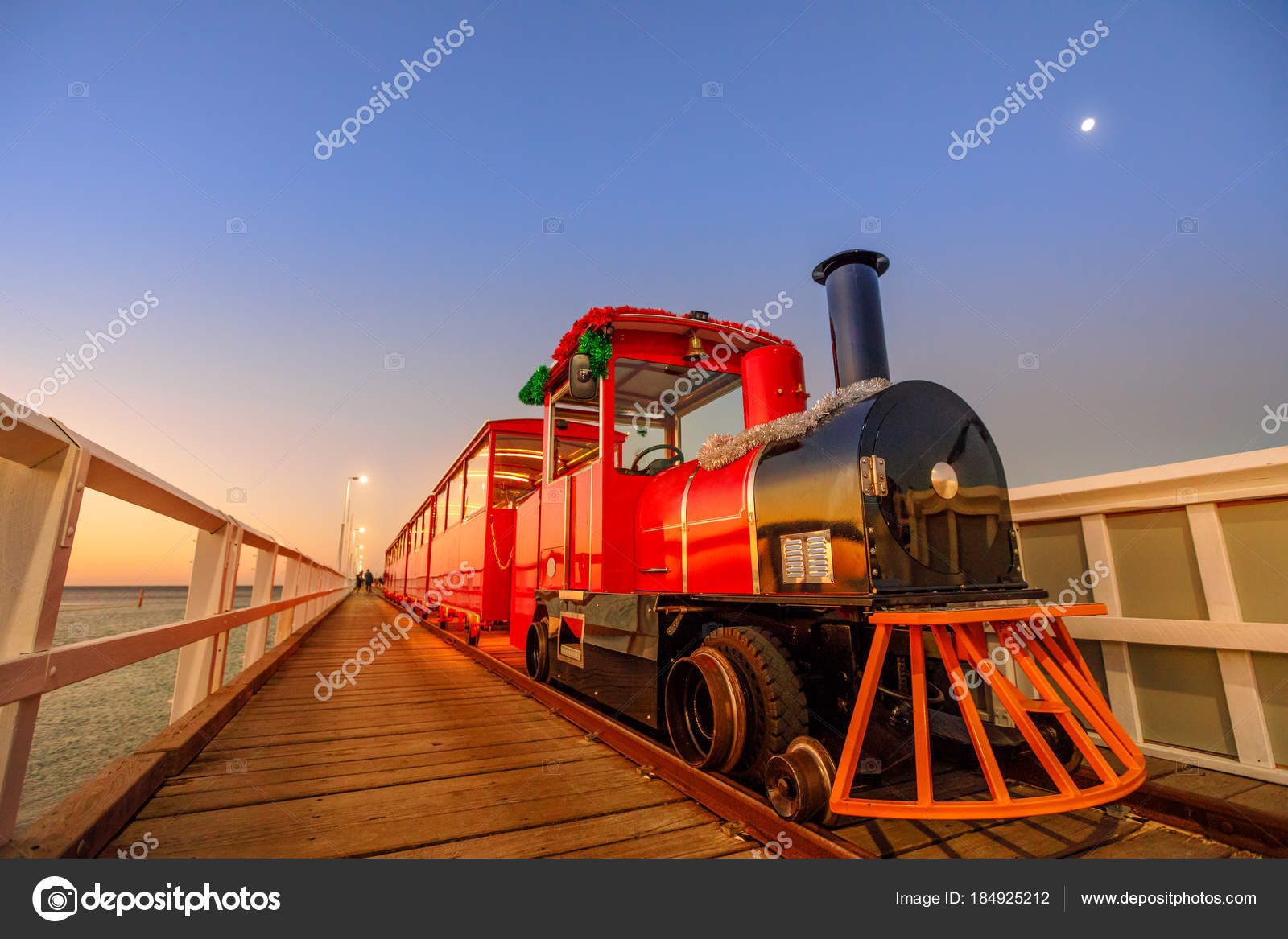 Busselton jetty train — Stock Photo © bennymarty #184925212