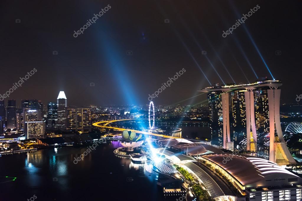 Wonder full - Light and water show, the largest laser show in Southeast ...