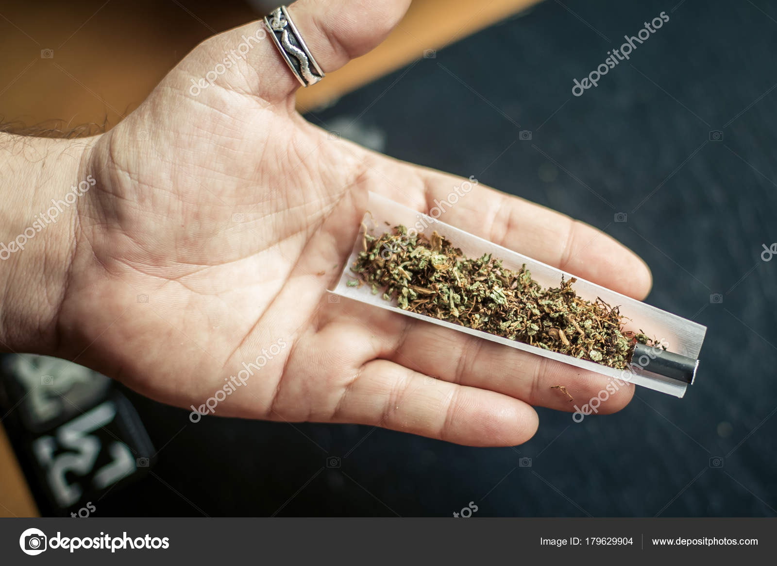 Rolling Blunt Wallpaper