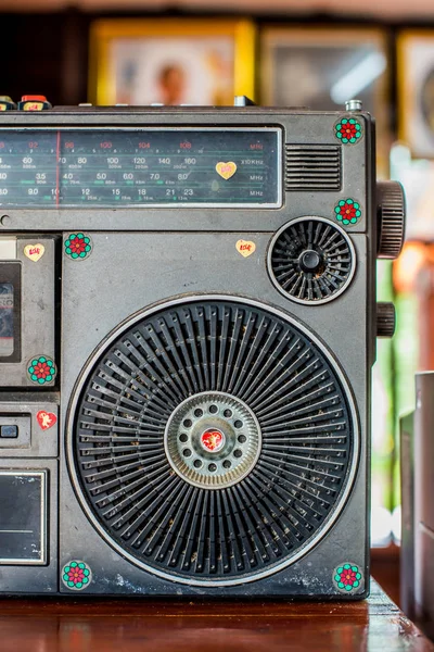 Antika radyo stok fotoğraflar | Antika radyo telifsiz resimler ...