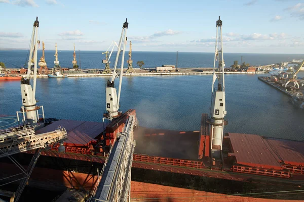 Navio granel Stock Photos, Royalty Free Navio granel Images | Depositphotos