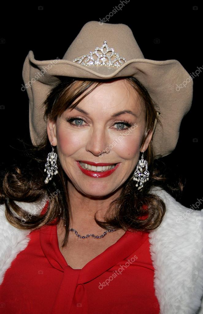 Actress Lesley-Anne Down – Stock Editorial Photo © PopularImages #126025992