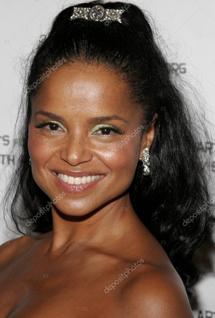 Actress Victoria Rowell — Stock Editorial Photo © PopularImages #128507546