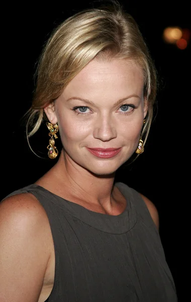 Actress Samantha Mathis – Stock Editorial Photo © PopularImages #128513580