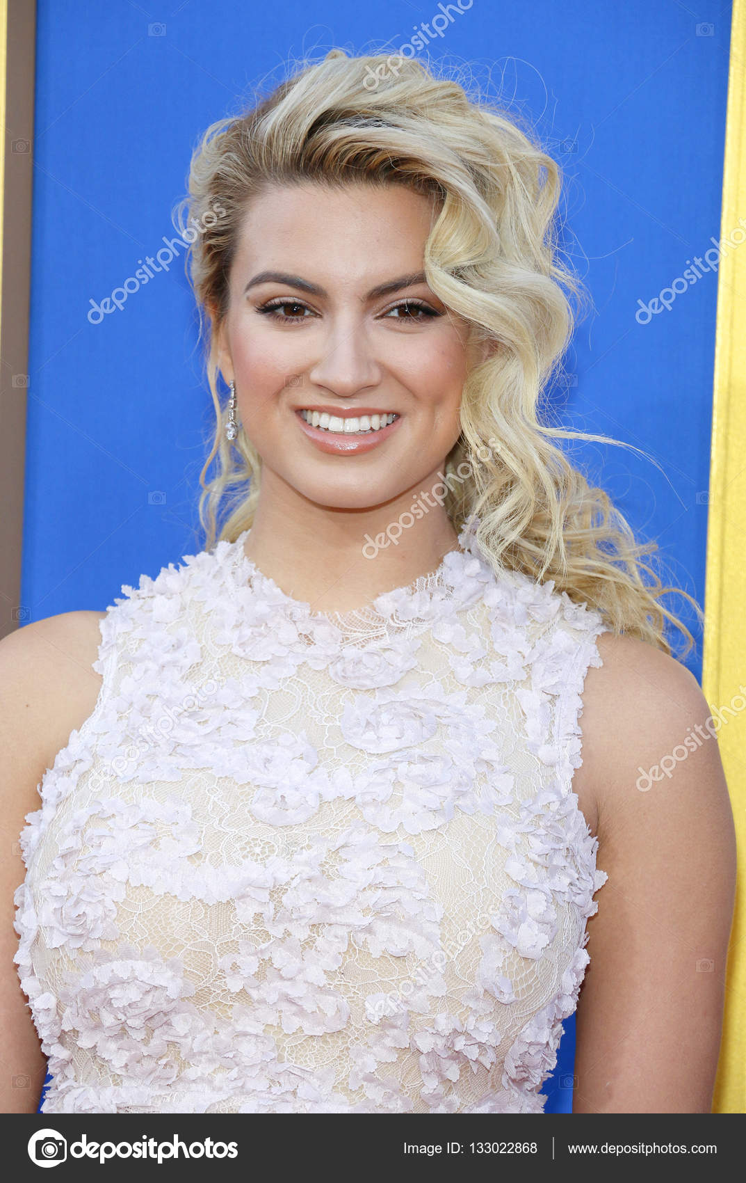 Singer Tori Kelly – Stock Editorial Photo © PopularImages #133022868