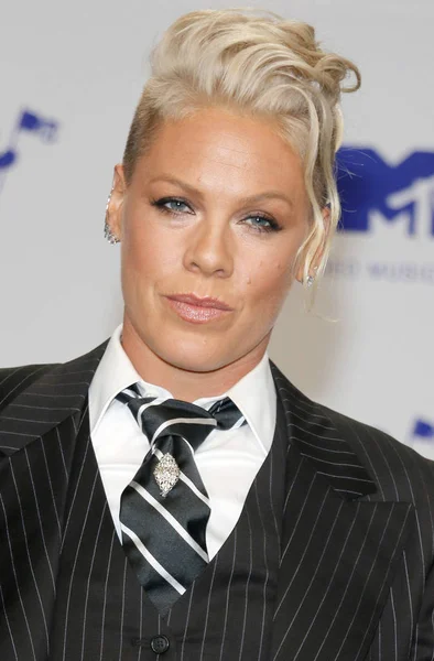 Singer-songwriter Pink – Stock Editorial Photo © PopularImages #164527782