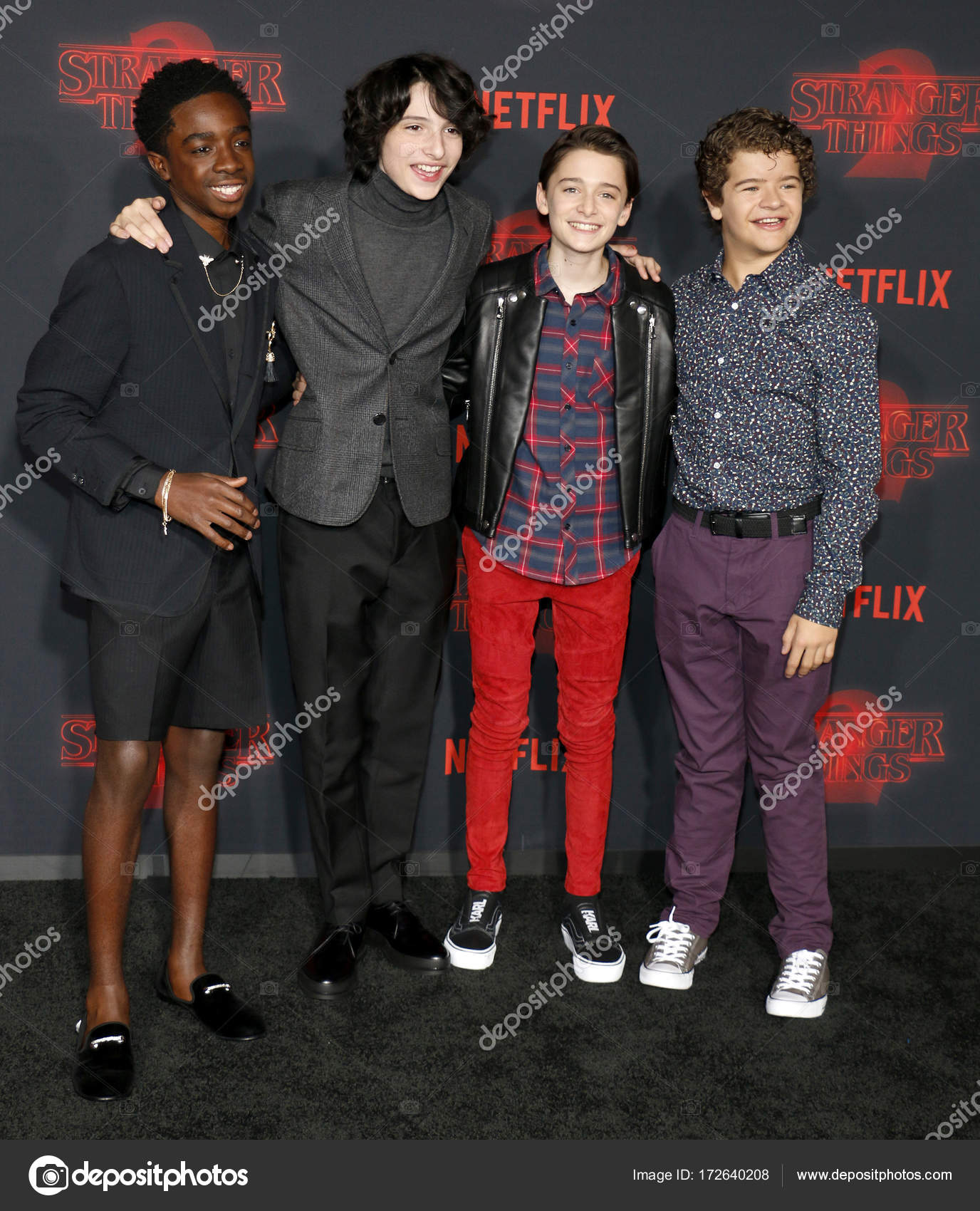 Los Actores Noah Schnapp Gaten Matarazzo Caleb Mclaughlin Finn Wolfhard — Foto editorial de ...