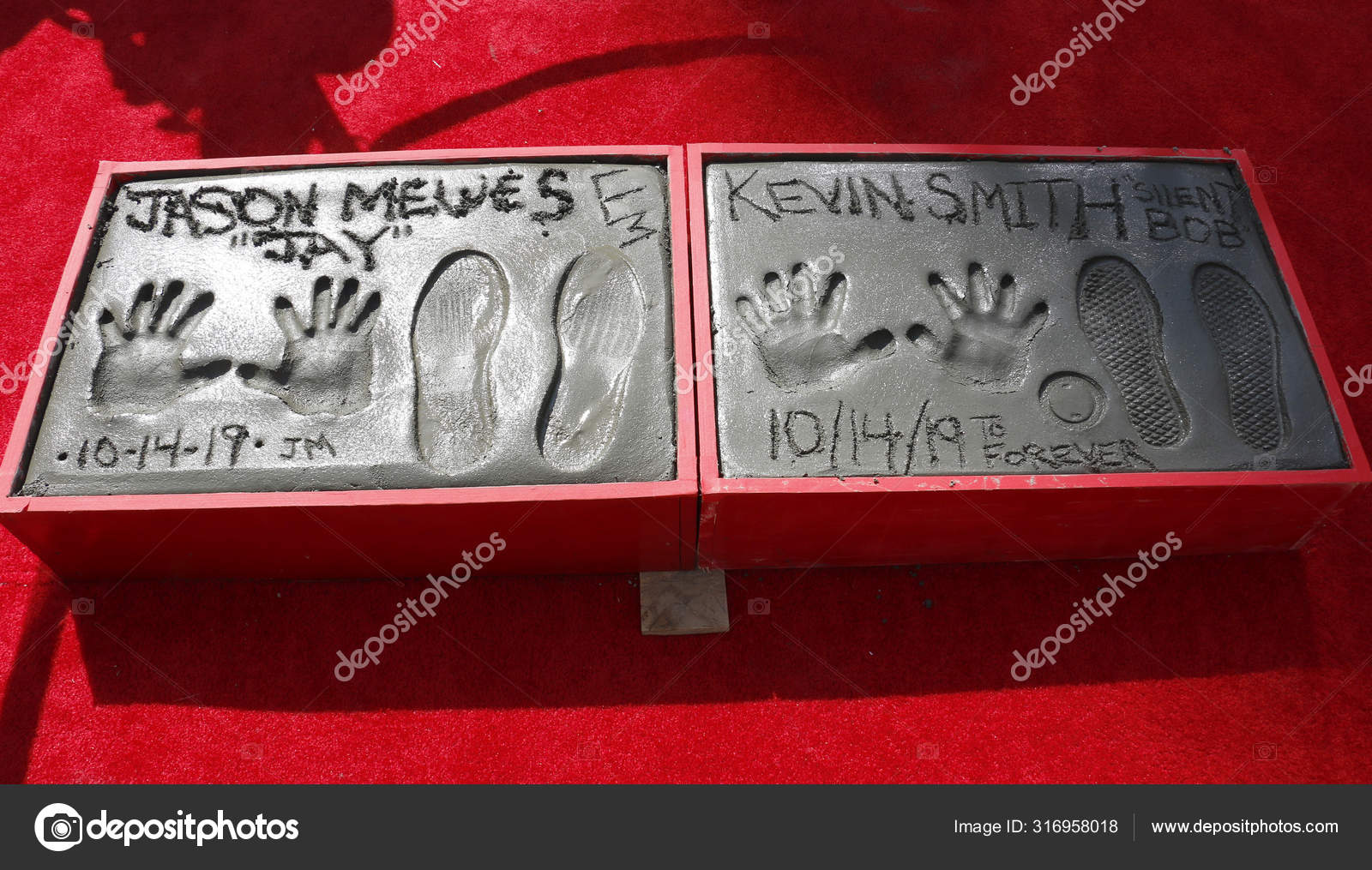 Kevin Smith Jason Mewes Hands Footprint Ceremony Held Tcl Chinese ...
