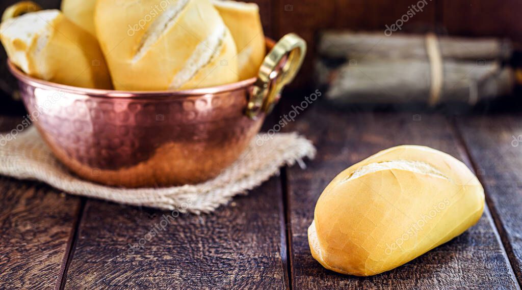 tradicional "pan francés", típico de Brasil, conocido como cacetinho ...