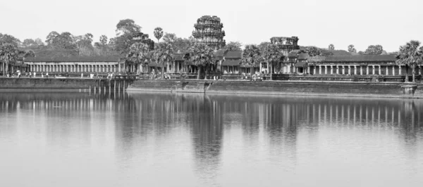 Angkor wat temple view Stok Foto, Angkor wat temple view Gambar Bebas ...