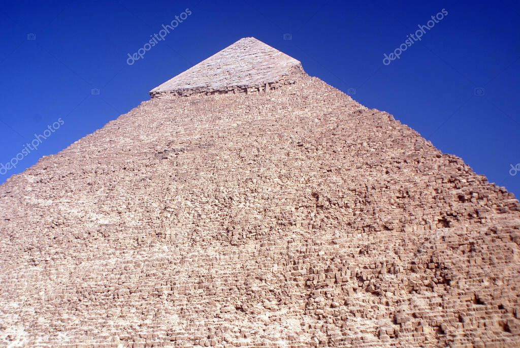CAIRO EGIPTO - 11 22 10: La Gran Pir mide de Giza tambi n conocida como la Pir mide de Khufu o ...