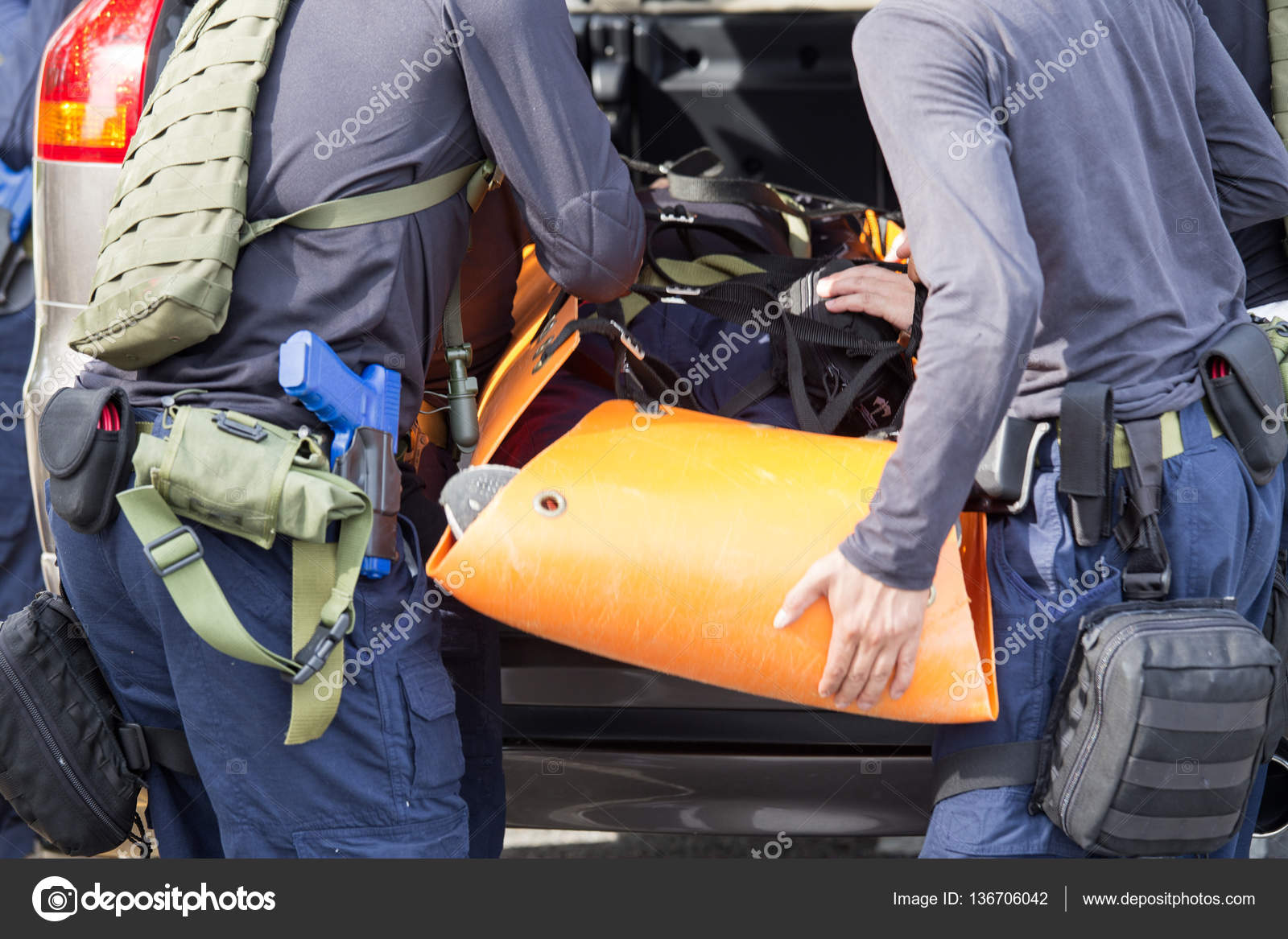 Rapid medical evacuation by vehicle practice of law enforcement Stock ...