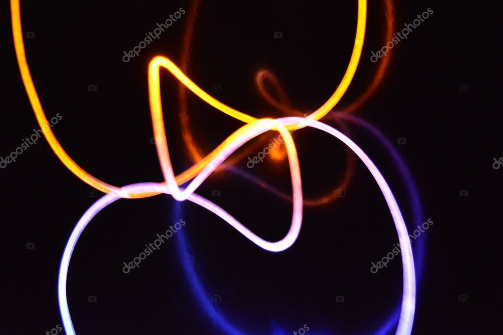 Alambre de luz amarillo y azul, un cable guía de luz con diferente ...