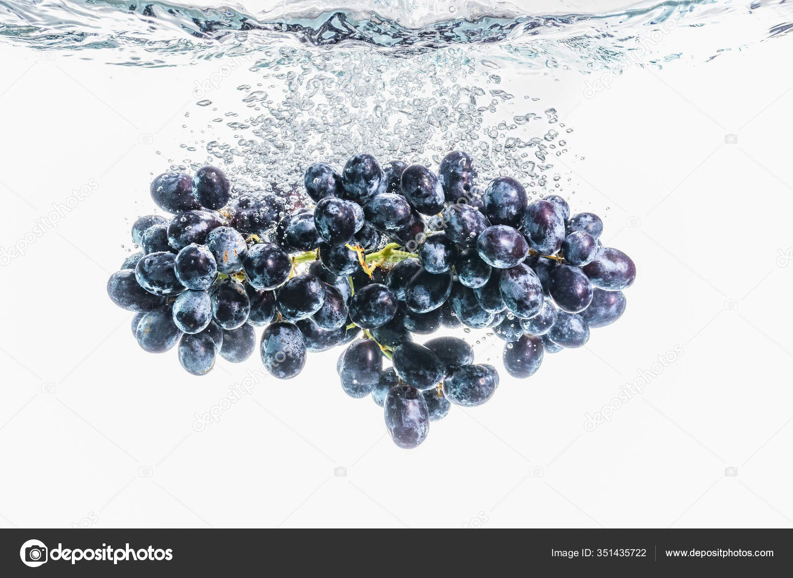 Bunch Red Grapes Splashing Crystal Clear Water Withe Background Healthy ...