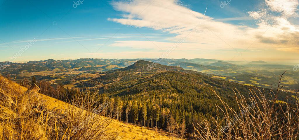 Vista desde la montaña Shockl en Graz. Lugar turístico en Graz Styria ...