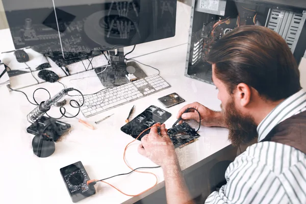 Computer equipment testing Images - Search Images on Everypixel