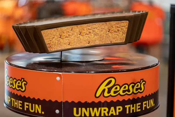 Reese's Pictures, Reese's Stock Photos & Images | Depositphotos®