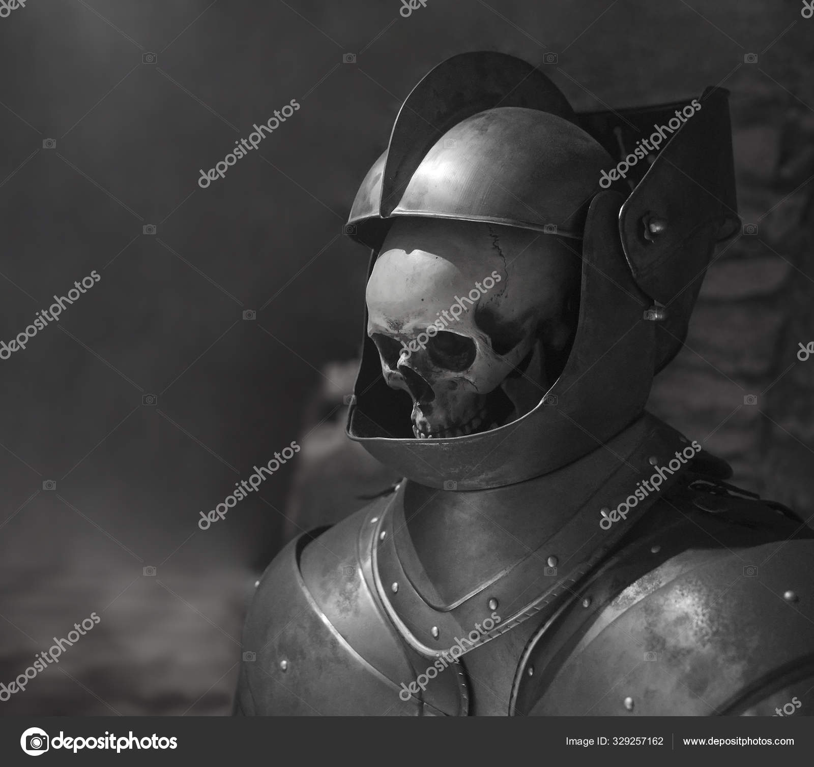 Human Skull Knight Helmet Gray Background — Stock Photo © borjomi88 ...