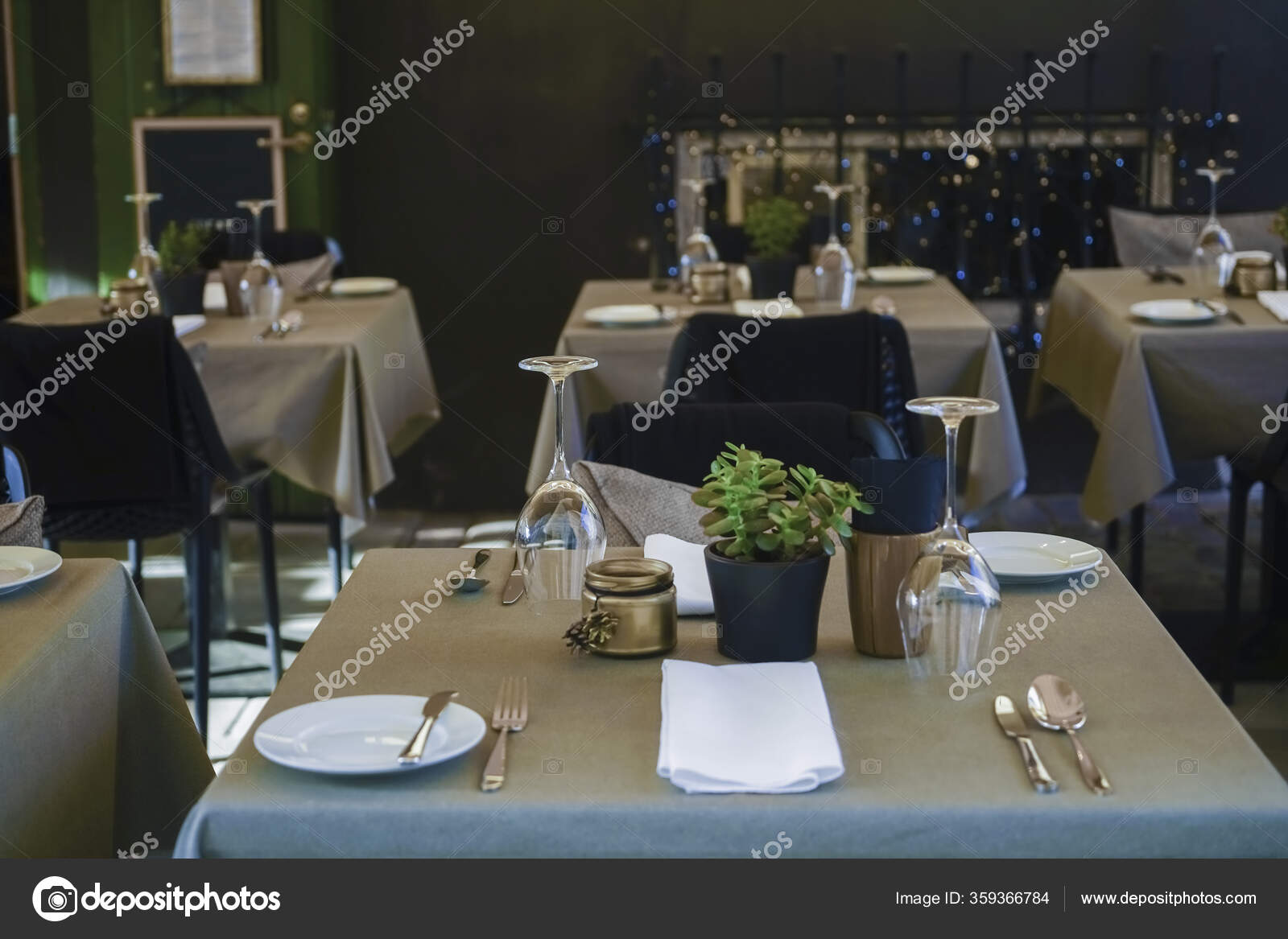 Set Dinning Tables Cafe Restaurant Beautifully Served Tables Restaurant ...